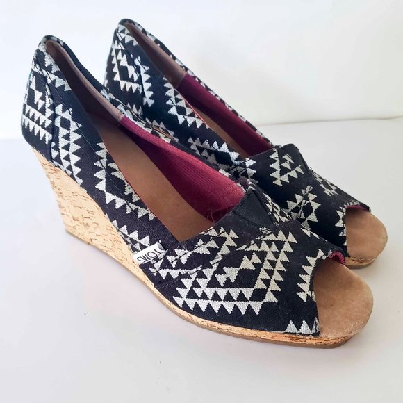 Toms | Shoes | Toms Womens Wedge Heels Tribal Black White Canvas Peep ...